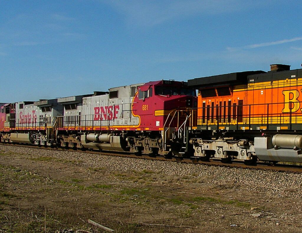 BNSF 681